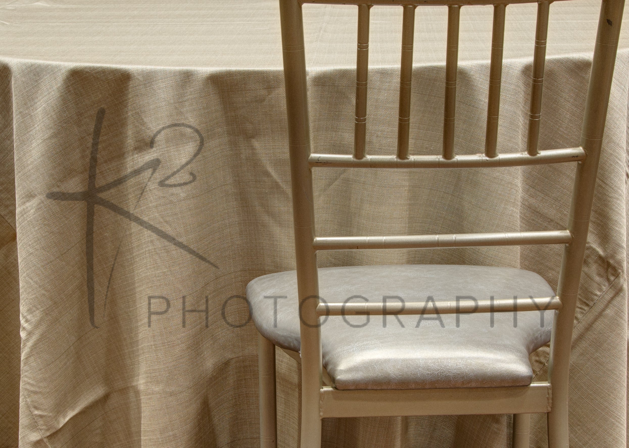 Gold Burlap – Table Linen